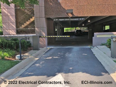 Single Access Lane Made Reversible With New Barrier Gates